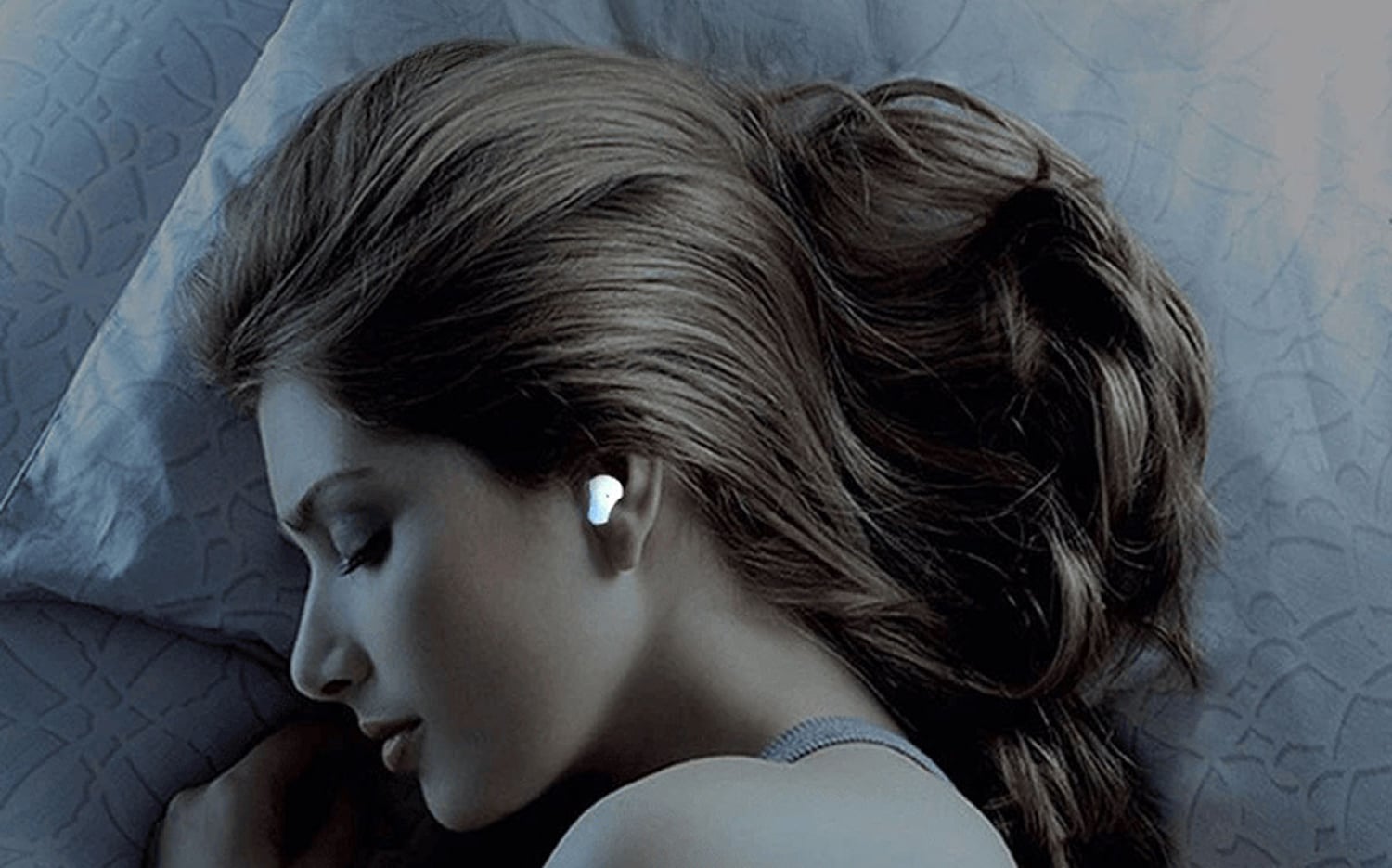 Best 5 Earbuds for Small Ears in 2025: Expert Reviews